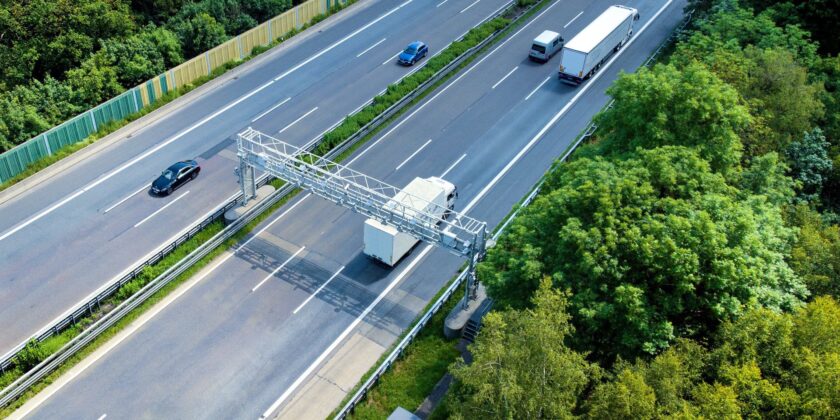 DKV Box Europe – nowa generacja urządzeń do poboru opłat 4G - fleetLOG